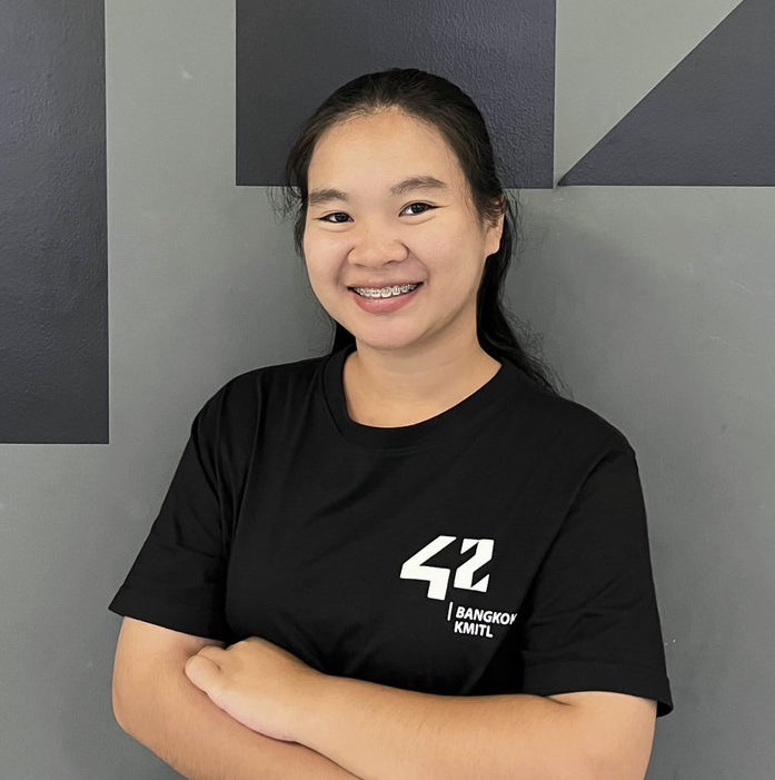 ณัฐชา แก้วขุนทอง - 42Bangkok